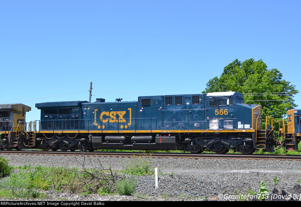 CSX 566